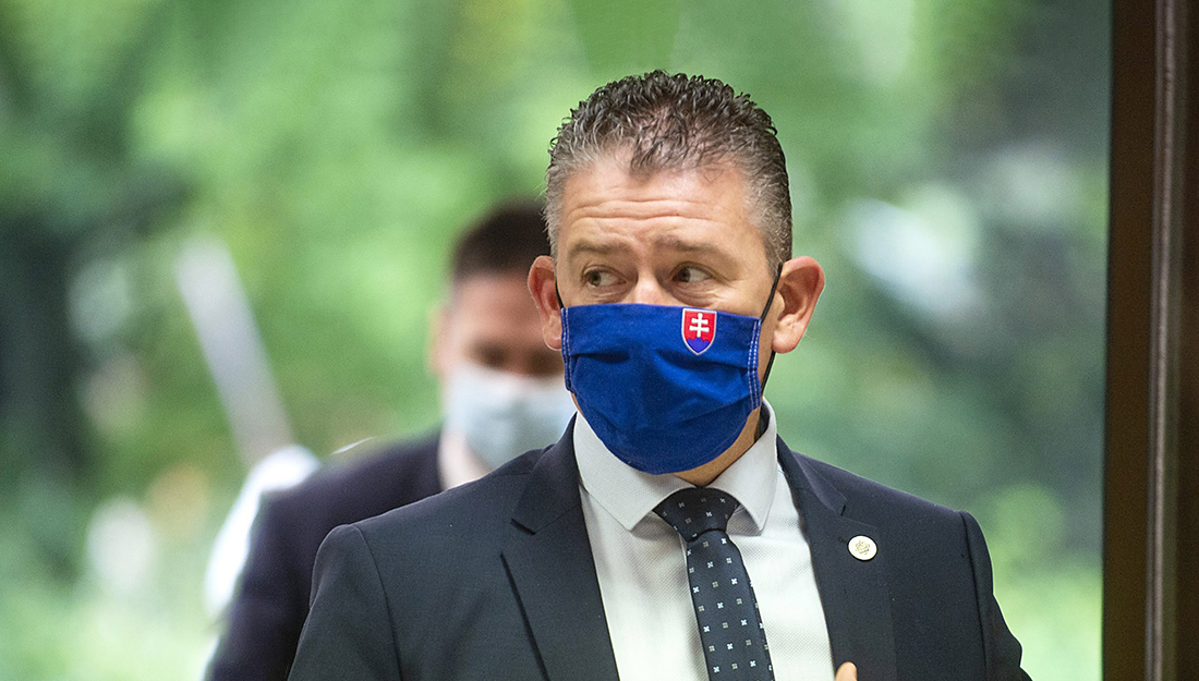 Fico sa pustil do Mikulca a jeho priateľky: „Pekná baba, môžeme mu ...