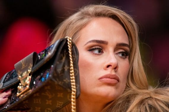 Fanúšikovia Adele zúria – zrušené koncerty kvôli problémom s priateľom ...