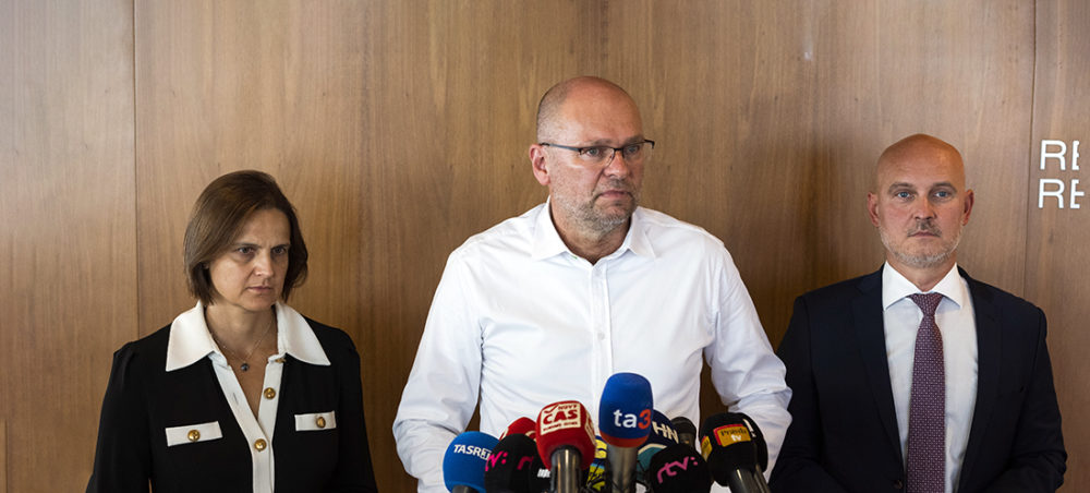Kolíková stojí pevne za Sulíkom