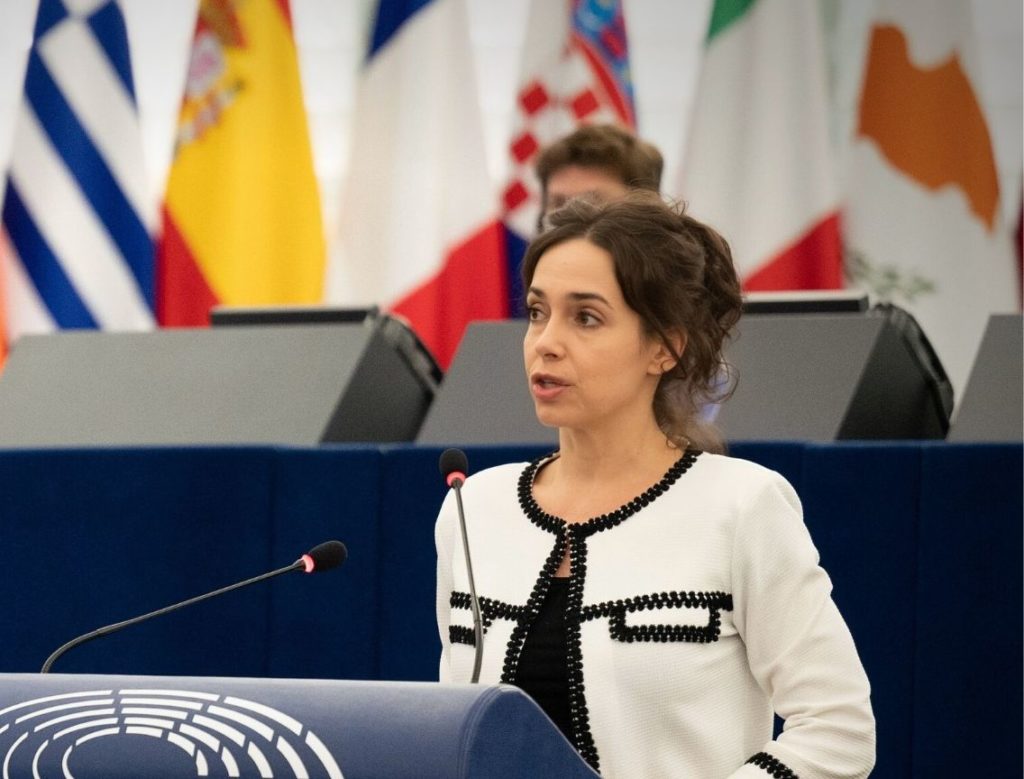 Viacerí slovenskí europoslanci vítajú Viacerí slovenskí europoslanci vítajú
