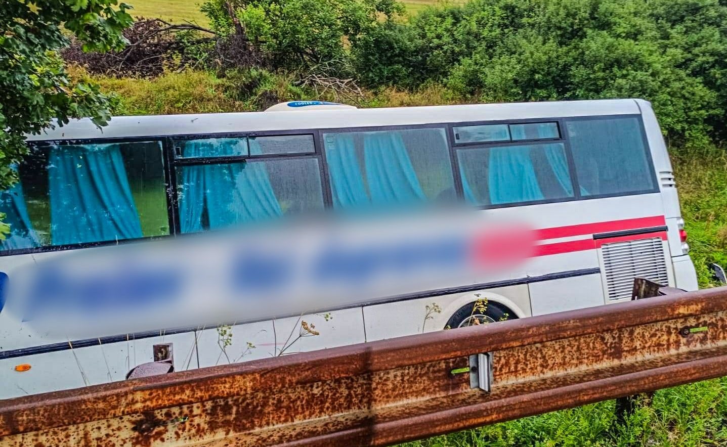 Vážna dopravná nehoda na Spiši: Zrazil sa autobus s autom, zasahujú ...
