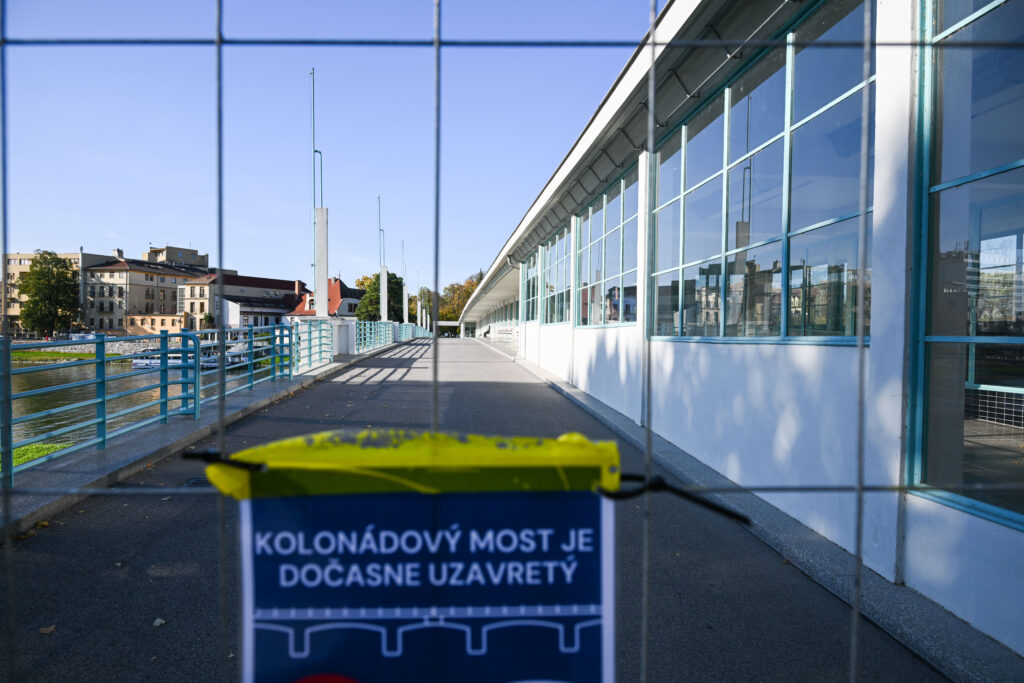 Kolonádový most v Piešťanoch uzavreli | eReport Trnava