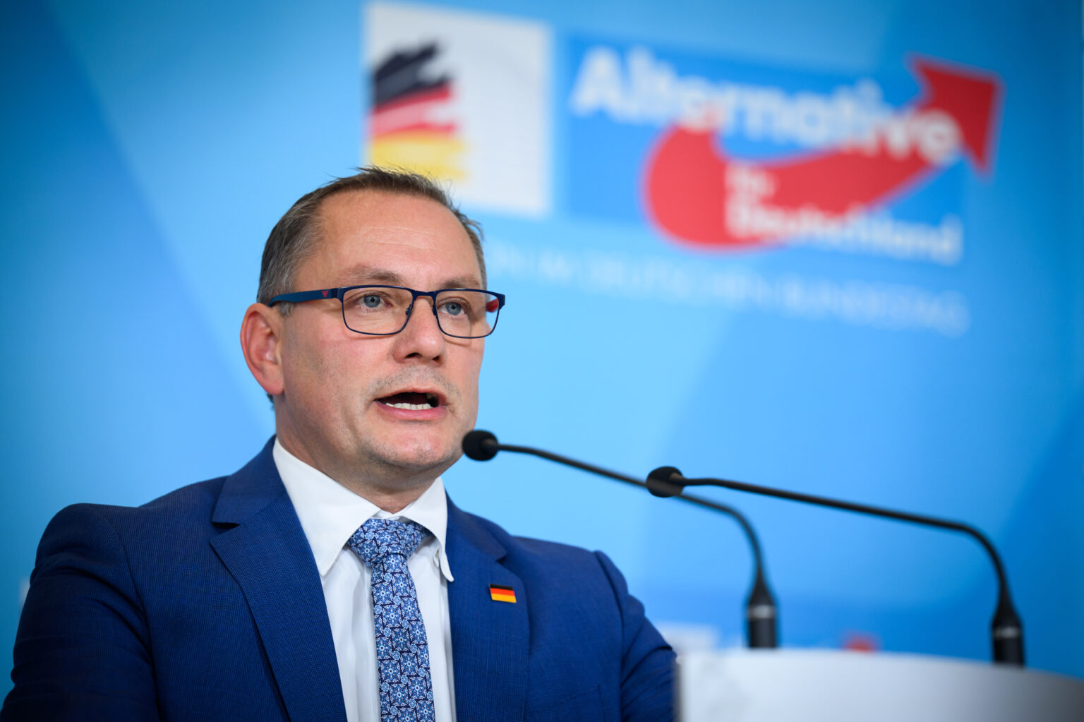 Šéf AfD žiada odchod amerických vojakov z Nemecka, krajinu nechce ...